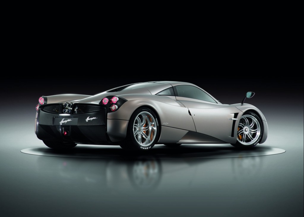 Pagani finally show us the new Huayra - Ultimate Car Blog